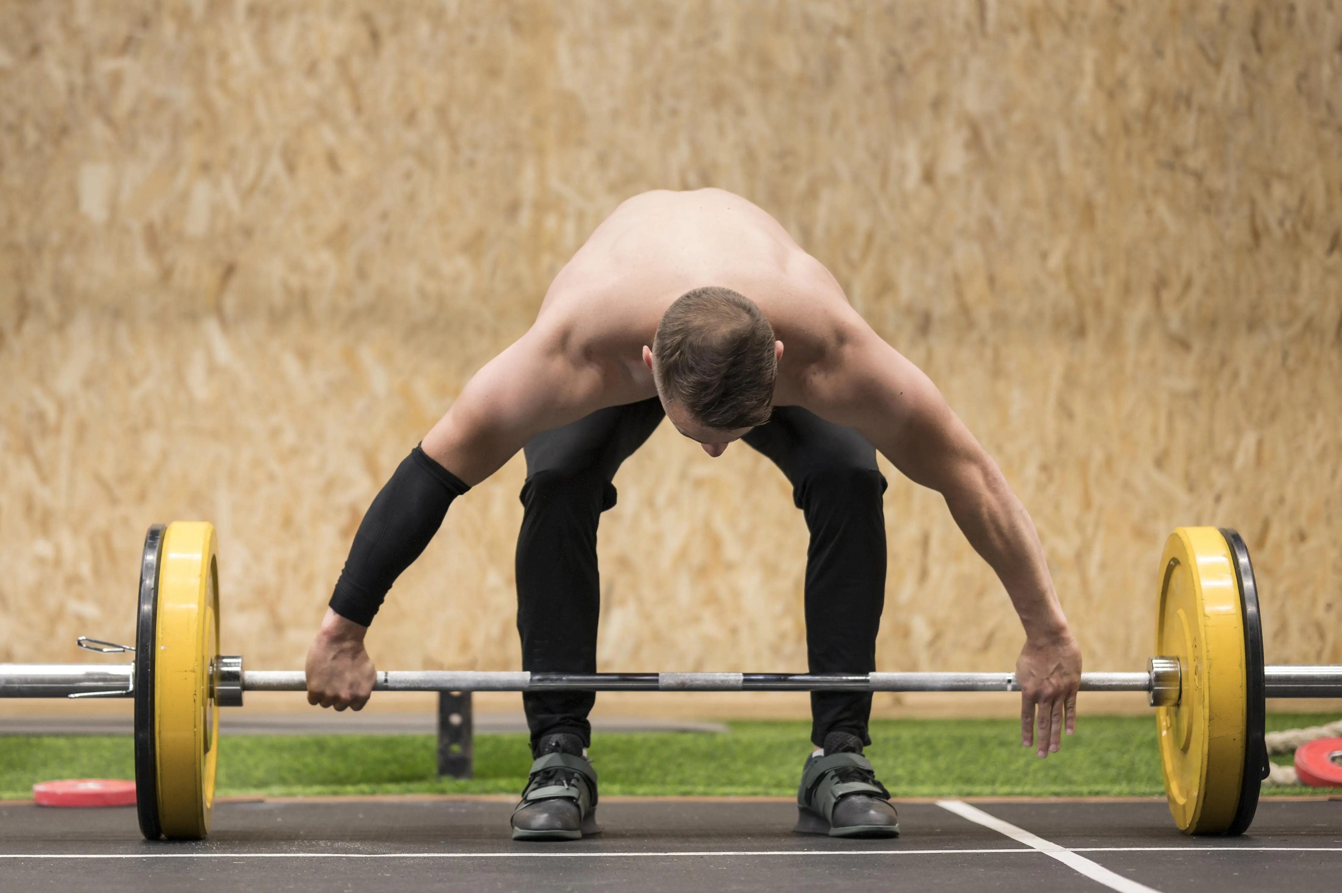 What is Pendlay Row: Benefits & How to Perform Properly | MyFitnessCoach